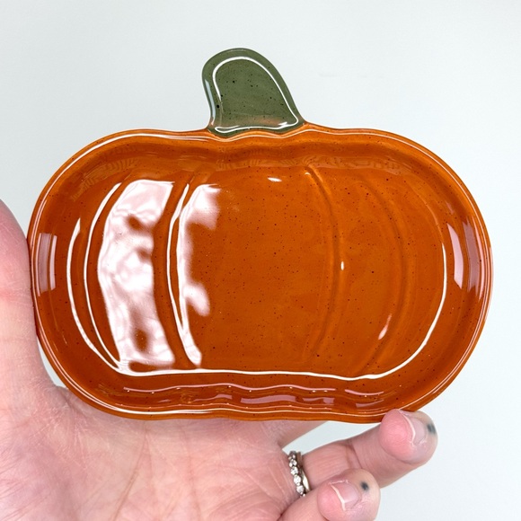 Target | Holiday | New Target Bullseye Playground Pumpkin Halloween ...